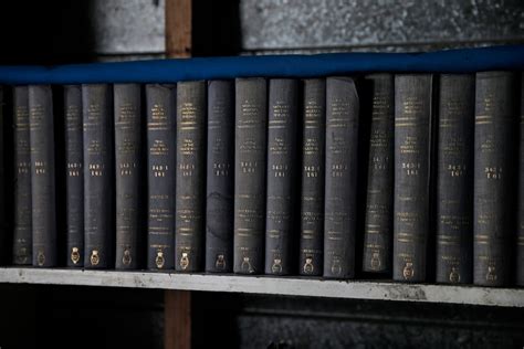 Horror Beautifully Indexed Steve Braunias Buys A Complete Set Of The