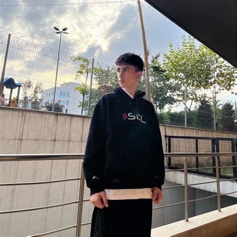 Alp Eren Office Assistant Scl Express Linkedin