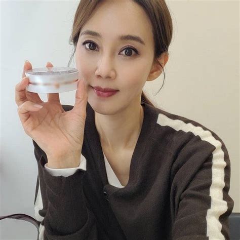 오현경 동갑 52세 기죽이는 동안 비주얼…관리를 얼마나 한거야 네이트 연예