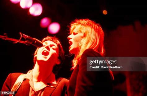 Linda Mccartney Wings Photos And Premium High Res Pictures Getty Images