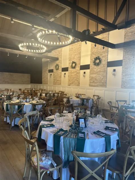 Fox Barn At Twenty9 Wedding Venues Cost Reviews And Photos Zola