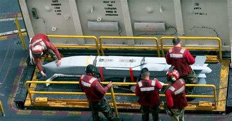 Jsow проти КАБів чи можуть американські бомби протистояти потузі