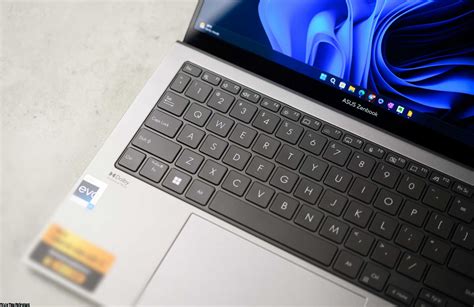 Asus Zenbook S Oled Review