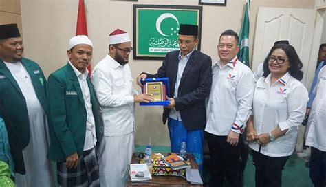 Tgb Zainul Majdi Perindo Dukung Pendiri Al Washliyah Jadi Pahlawan Nasional