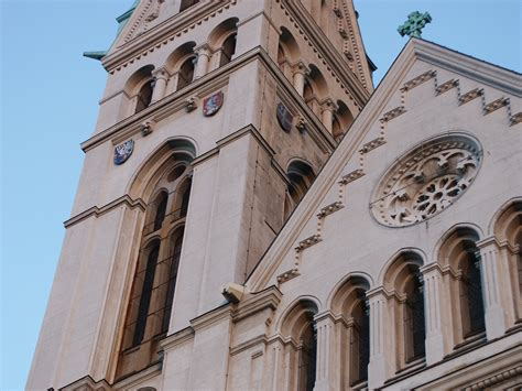 Inge Scheidl Kunsthistorikerin 9 Lustkandlgasse Canisiuskirche