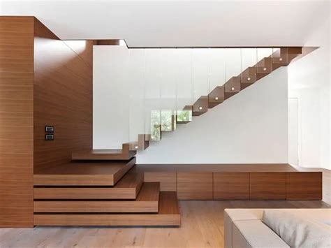 معرفی بهترین کفپوش برای راه پله؛ راهنمایی خرید 20 عکس