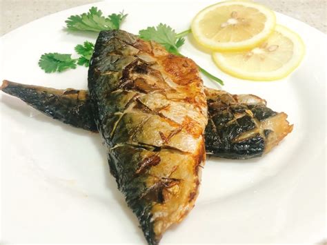 【日式盐烤青花鱼的做法步骤图，怎么做好吃】珵爸的日常七分甜下厨房