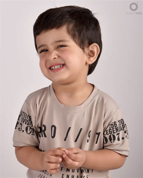 Divit Detani Castyou