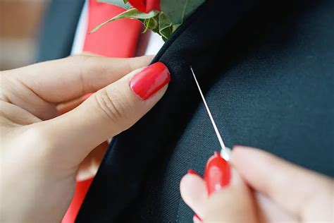 How To Put On A Boutonniere In 5 Easy Steps