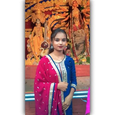 Susmita Bauri (@heyy_susmita_01) • Threads, Say more