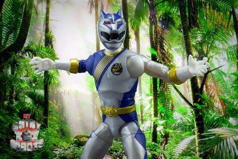 My Shiny Toy Robots Toybox Review Power Rangers Lightning Collection
