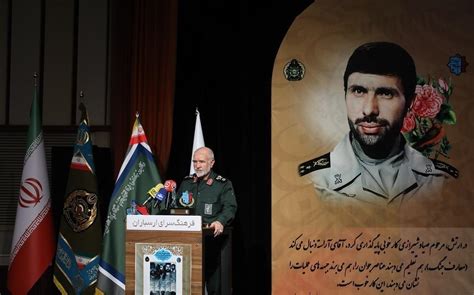 سردار اسدی شهید صیاد شیرازی از ویژگی‌های ممتازی برخوردار بود