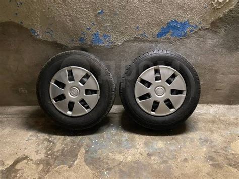 Продам два колеса 145 R12 LT, 12", 1 шт, 145 мм, 80 %, радиальный ...