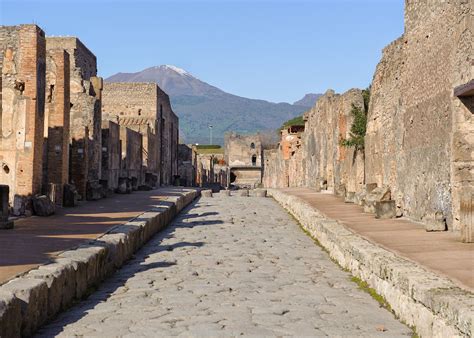 Enjoy A Private Guided Tour Of Pompeii Audley Travel Us