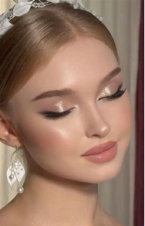 15 Unique And Different Styles Of Eye Makeup In 2025 Eye Makeup Simple Makeup Wedding Makeup