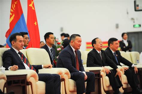 Үй Цай сургуулийн анхны шавь дипломат албанд Ui Tsai Mn