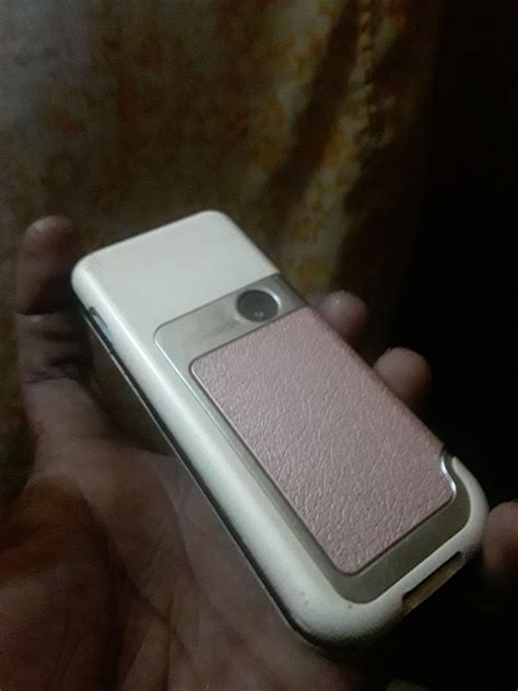 Box အသံုးျပဳသူမ်ား ငွေ 45000 နဲ့ တရုတ်ဖုန်းမကိုင်နဲ့ ဂျာမနီနိုင်ငံထုတ် Nokia 7360 လ