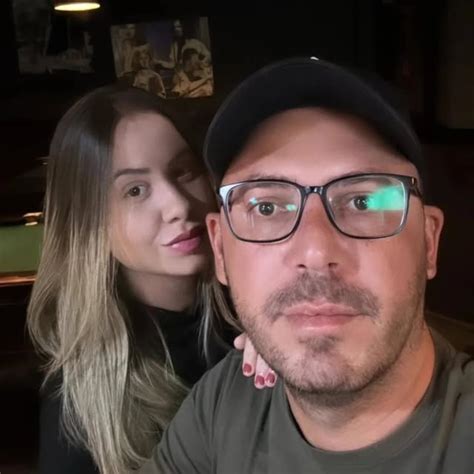 Dara Bianca Threads Say More