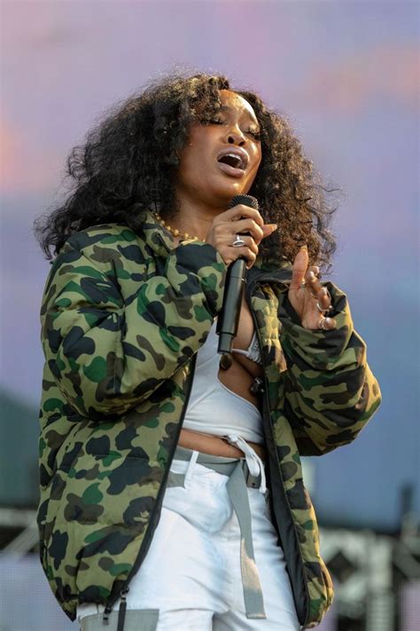 Solana Imani Rowe Sexy 16 Photos Thefappening