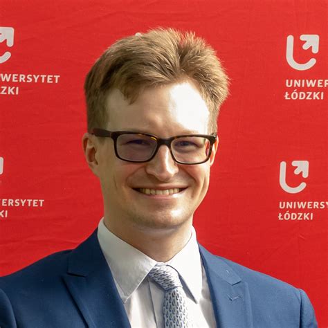 Dr Mateusz Osiecki