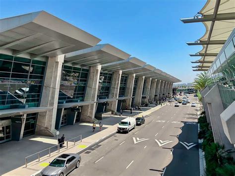 2 Airports In San Diego Intl Airport Details Terminals Facilities