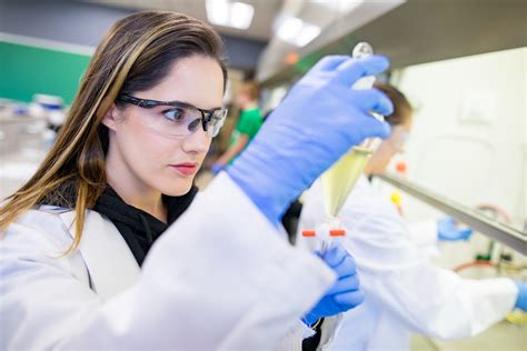 20190328 Ms In Biomed O Chem Lab 5 Emu News