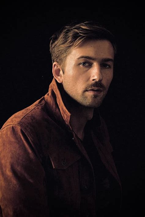 Brandon Sklenar Beautiful Men Old Hollywood Stars Hollywood Actor