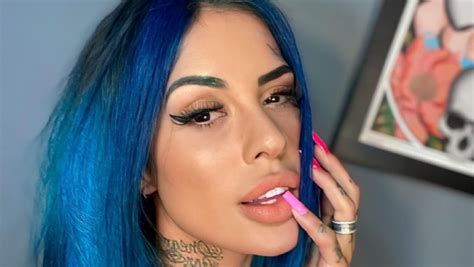 Tati Zaqui Aparece Em V Deo Ntimo No Onlyfans