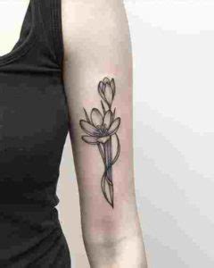 50 Awesome Crocus Flower Tattoo Ideas To Celebrate Spring In 2026
