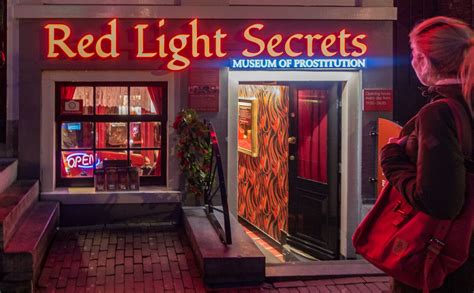 Is Amsterdam Red Light District Safe