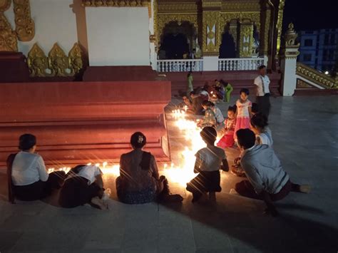 တံတားဦးမြို့နယ် သူငယ်တော်ကျေးရွာ၏ ကျက်သရေဆောင် လောကထွဋ်တင်စေတီတော်တွင