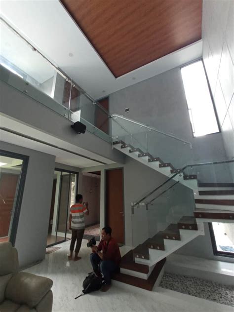 Desain Rumah Industrial Dlidir Konstruksi
