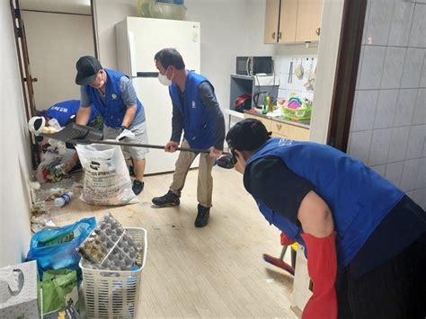 흥선동 민관협력 취약계층 주거환경 개선 실시 E 장애인신문 흥선동 민관협력 취약계층 주거환경 개선 실시 E 장애인신문