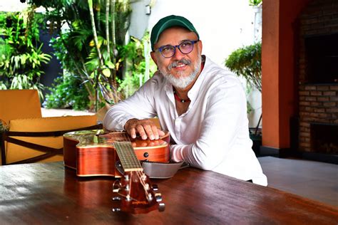 Fabrício Dos Anjos No Show Novos And Usados Uruá Tapera