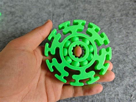 Fingertip Gyro Print In Place No Supports By Warmth121 Makerworld
