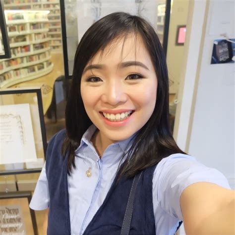 Mylene Datu Molo Feet