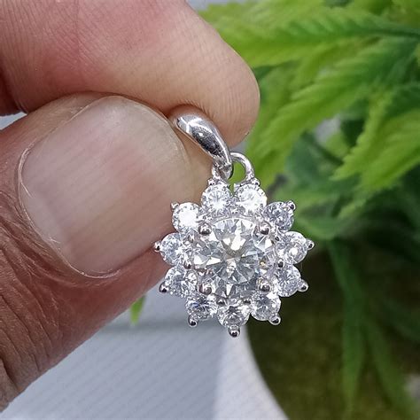 150ct Round Cut Moissanite Vintage Pendant Flower Pendant For Womens
