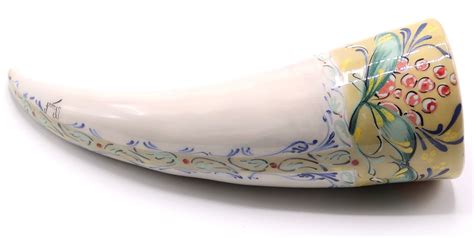 კირკე კერამიკა • Kirke Ceramics ყანწი ვაზი ბეჟი მოხატულობით Veli Store