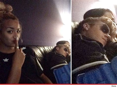 Justin Bieber Selena Gomez Cuddling In The Studio Proof They Re Back Together