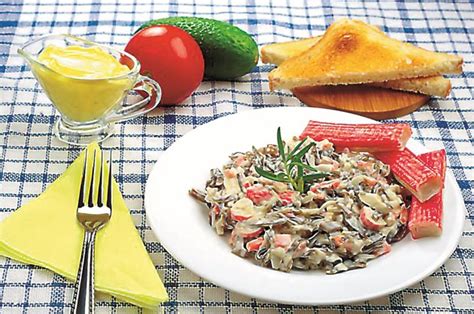 Интересни салати с рулца от раци | Български Фермер