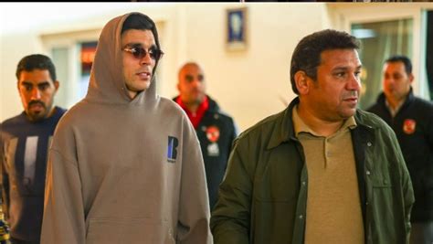 عمرو سماكة أشرف بن شرقى ميقعدش دكة لأي لاعب في الأهلى