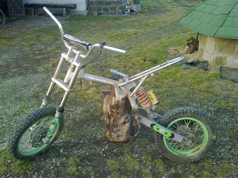 Cross Loncin 125