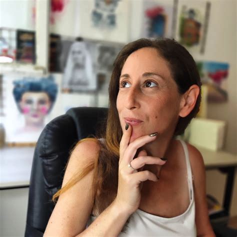 החלום שלי הצבעים שלי וכל מה שביניהם אם הגעתם לכאן כנראה שפגשתם כבר פיסה קטנה מהעולם הפנימי