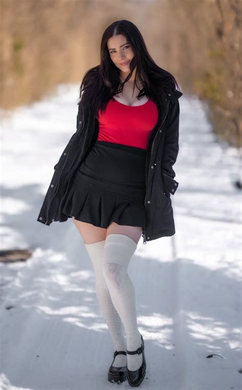 Erin Olash Scrolller