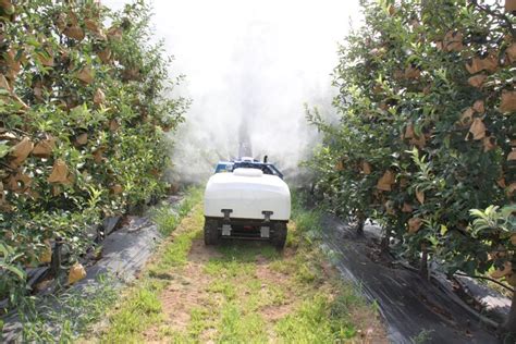 New Intelligent Orchard Machine Demo Held In Wanrong Modern Agricultural Development Center Lj