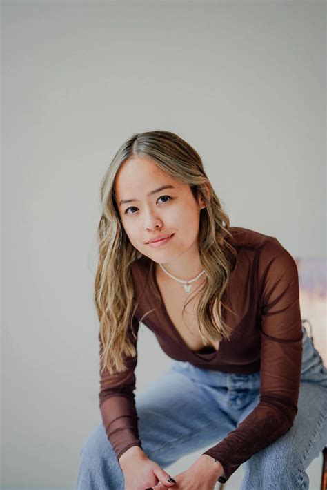 About — Julie Vu