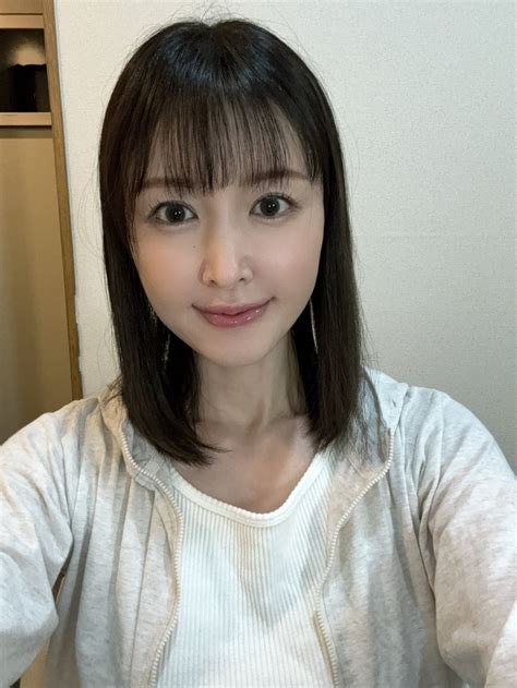 仁藤沙香(仁藤さや香,Nitou Sayaka)图片,写真视频,车牌号 - 演员之家