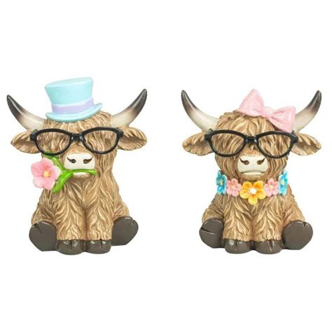 Highland Coo Cow Easter Sunday Pair Spring Resin Tabletop Hannas