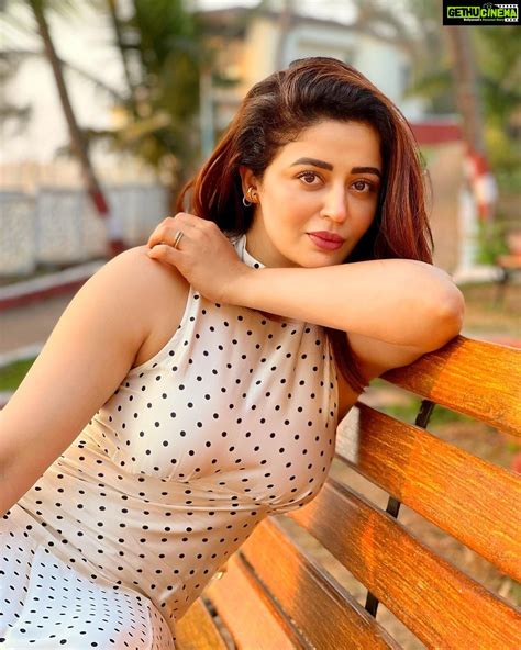 Neha Pendse Wiki Biography Age Gallery Spouse And More