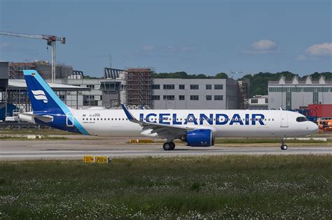 Airbus Hamburg Finkenwerder News A NX LR Icelandair TF IAC MSN